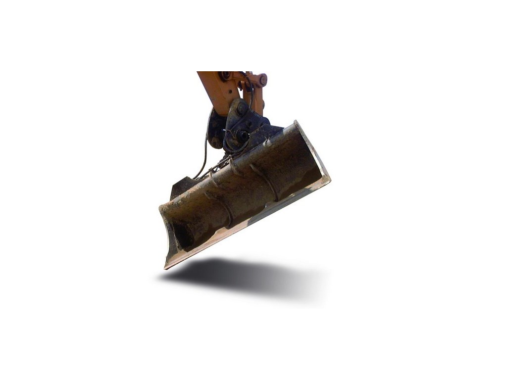 Tiltable cleaning bucket