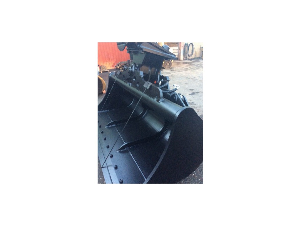 Godet de curage inclinable